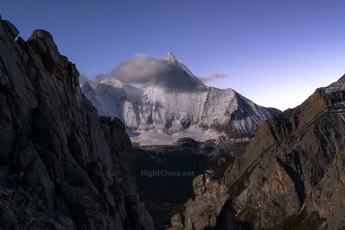 第三种光 – 夜空中国